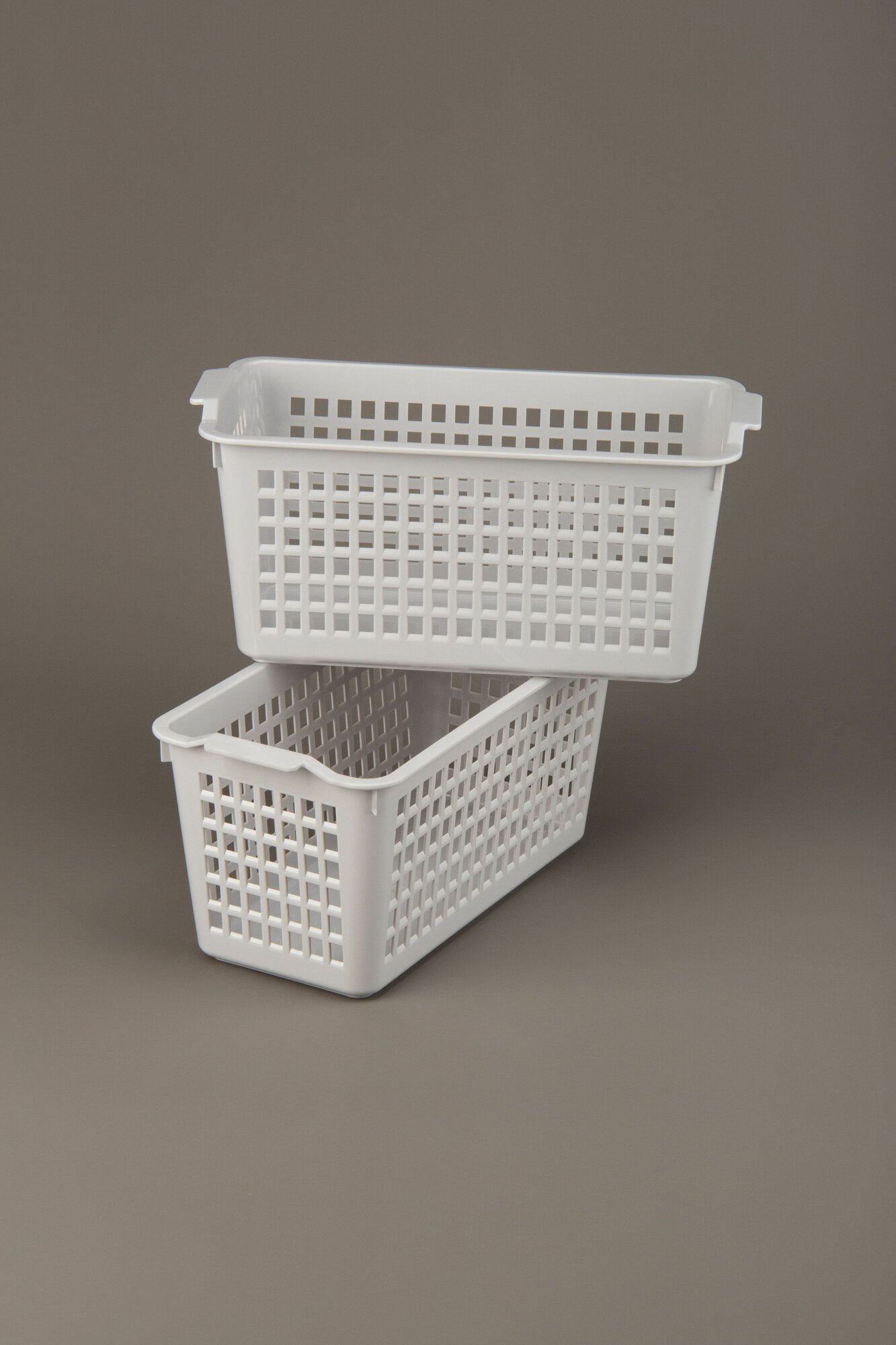 Корзина пласт универсальная 3.2 л. серая