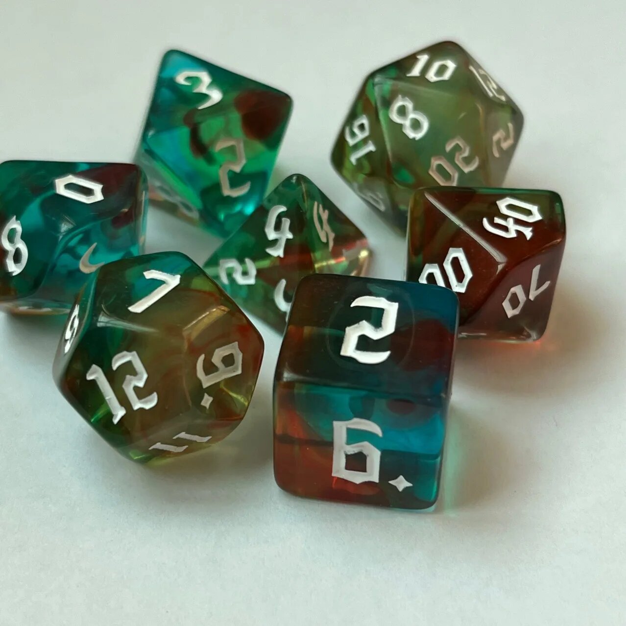 Настольные кости PMMA 7 шт, 6 цветов Изумрудный, Blue-White font