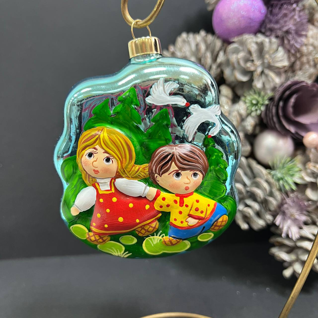 Елочная игрушка ГУСИ-ЛЕБЕДИ-03 с росписью