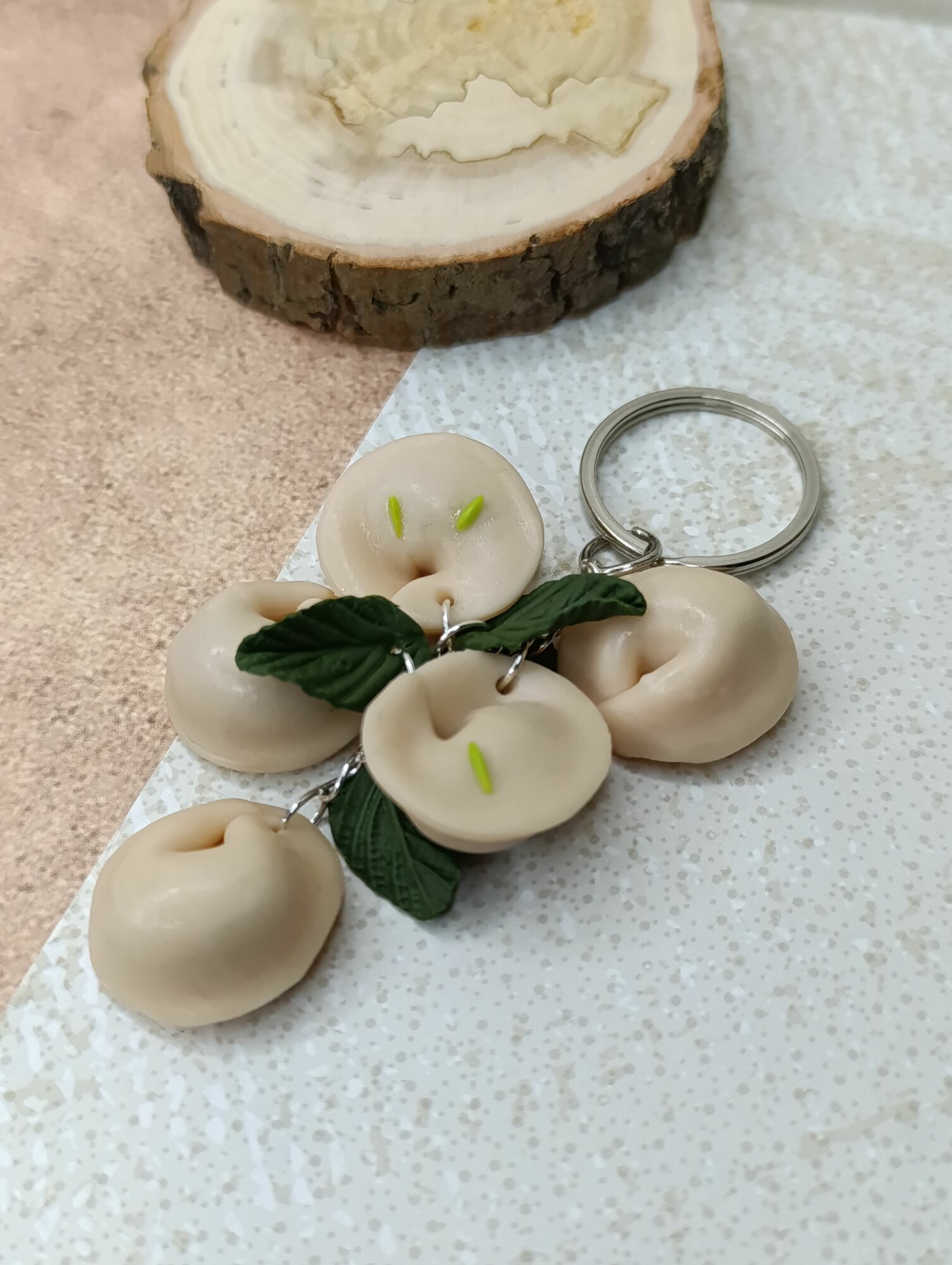 Брелок "Пельмешки" ручной работы из полимерной глины