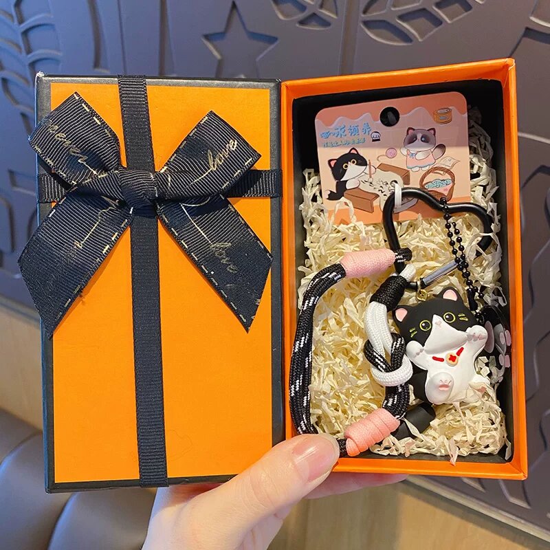 Новая модель 2025 года: брелок-подвеска Yuanqi Cat для ключей от машины, рюкзака, маленький аксессуар – идеальный