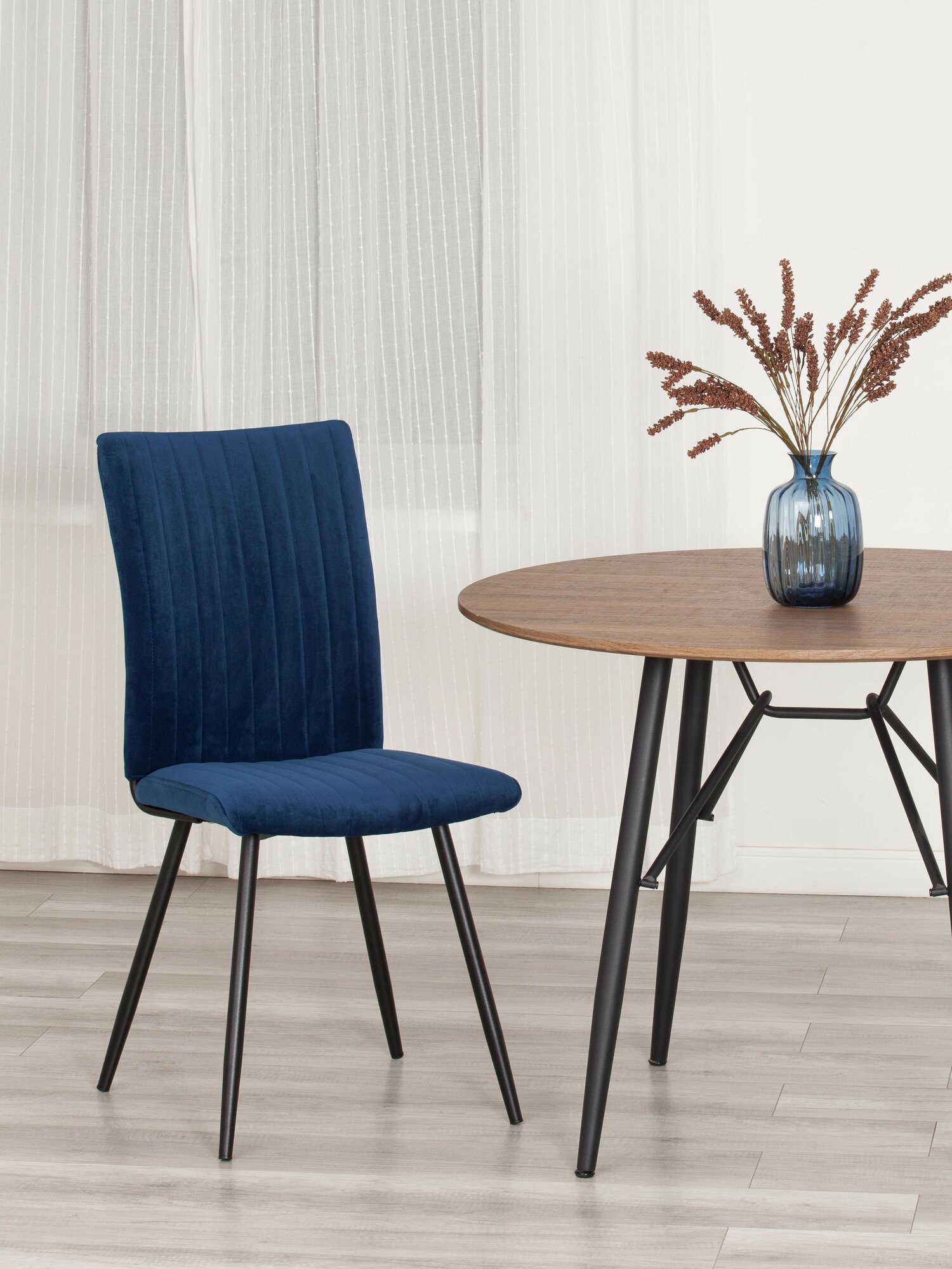 Стул обеденный для кухни с мягким сиденьем TetChair, 1 шт, велюр, синий/черный