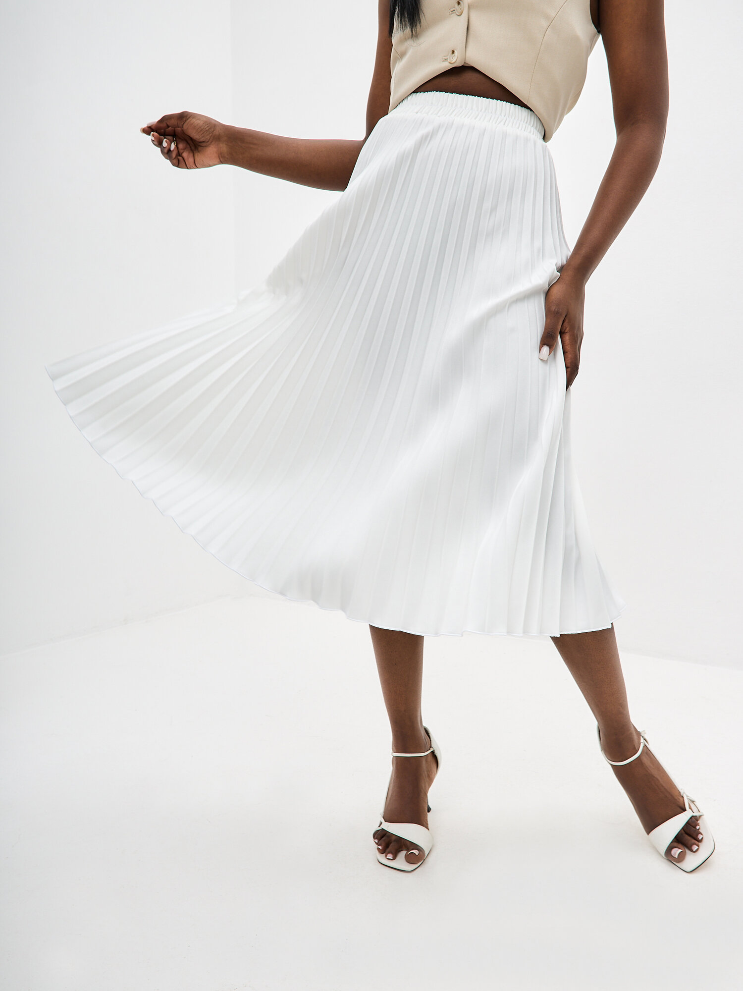 Юбка миди плиссированная белая