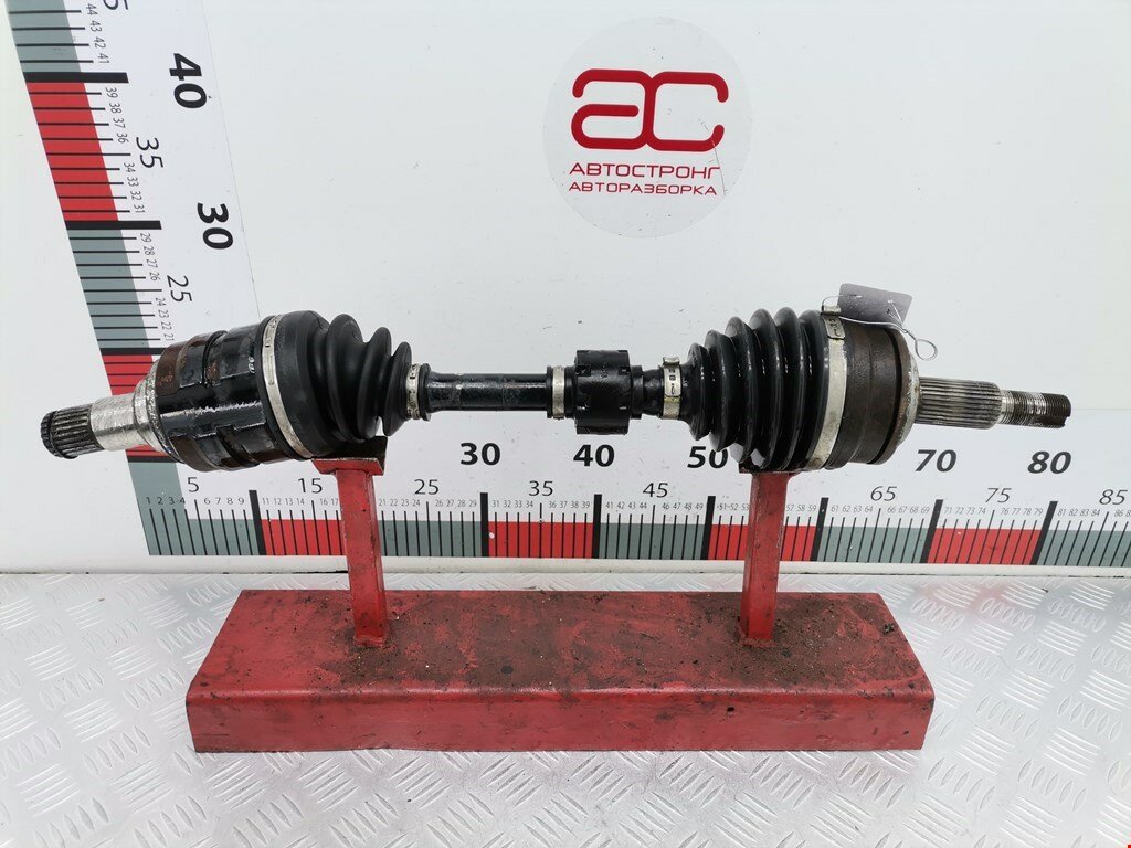 Полуось передняя левая (приводной вал шрус) Toyota Auris 1 (E150) арт. 2051490