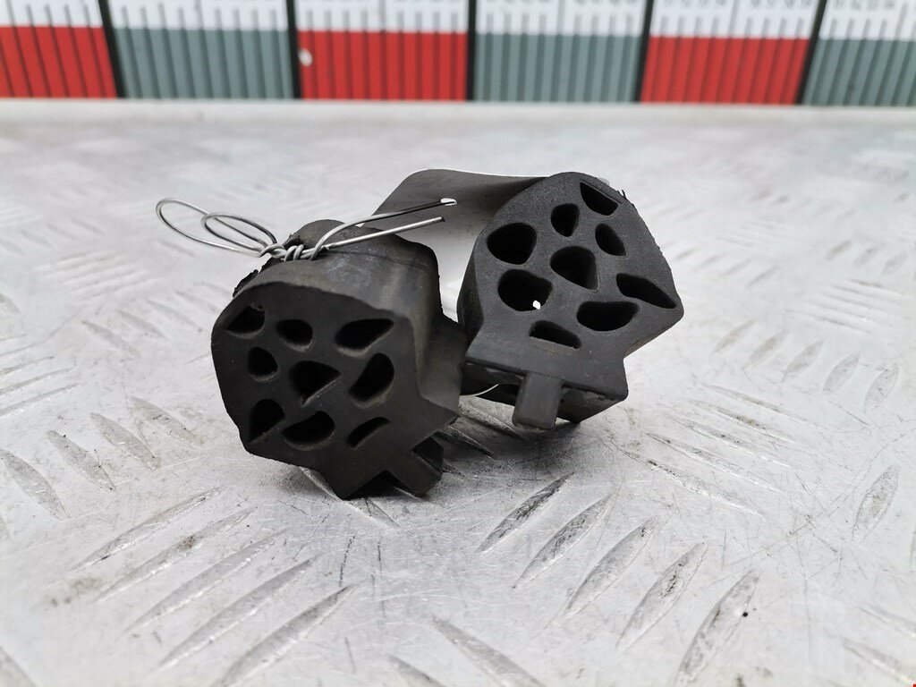 Кронштейн (крепление) радиатора Opel Corsa D арт. 2044285