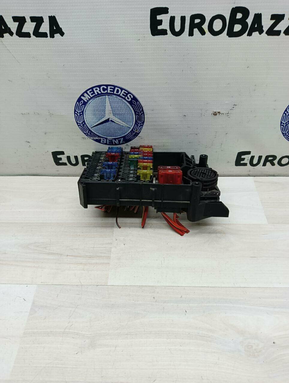 Блок предохранителей Mercedes W210 A2105453440