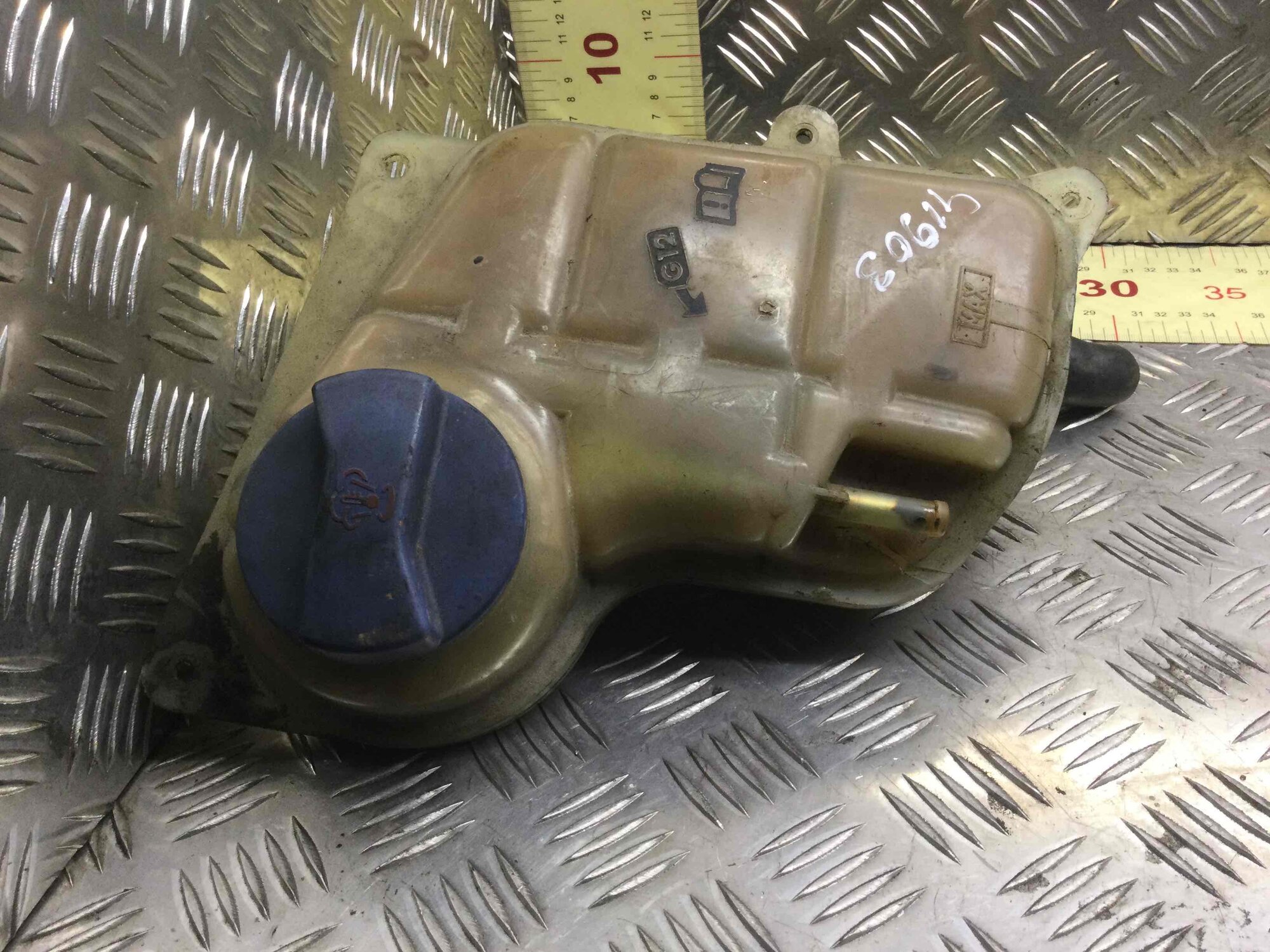 Б/У Бачок расширительный Audi A4 B5 (1994-1999) 1998 г.