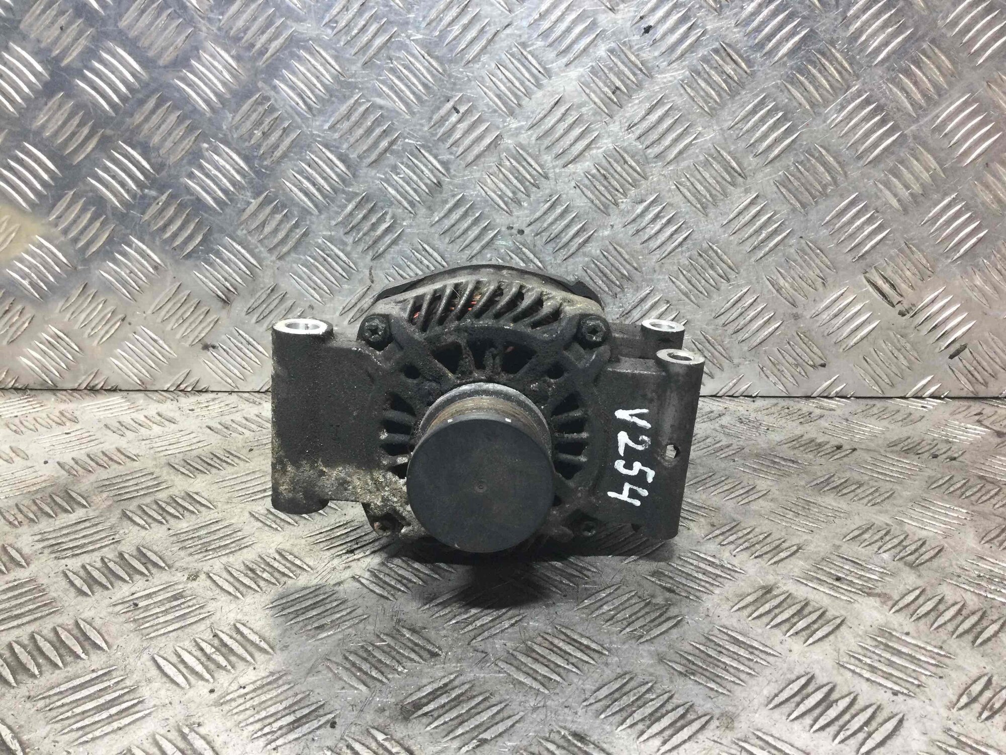 Б/У Генератор Peugeot 207 1 поколение (2006-2009) 2008 г.