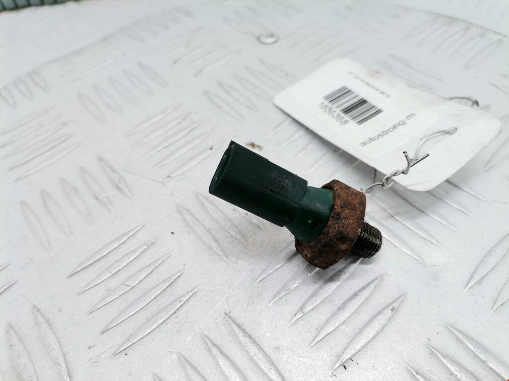 Датчик давления масла Skoda Fabia 1 036919081D арт. 1636368