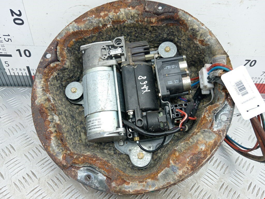 Компрессор пневмоподвески BMW 5-Series (E39) 37226787616 арт. 1756956