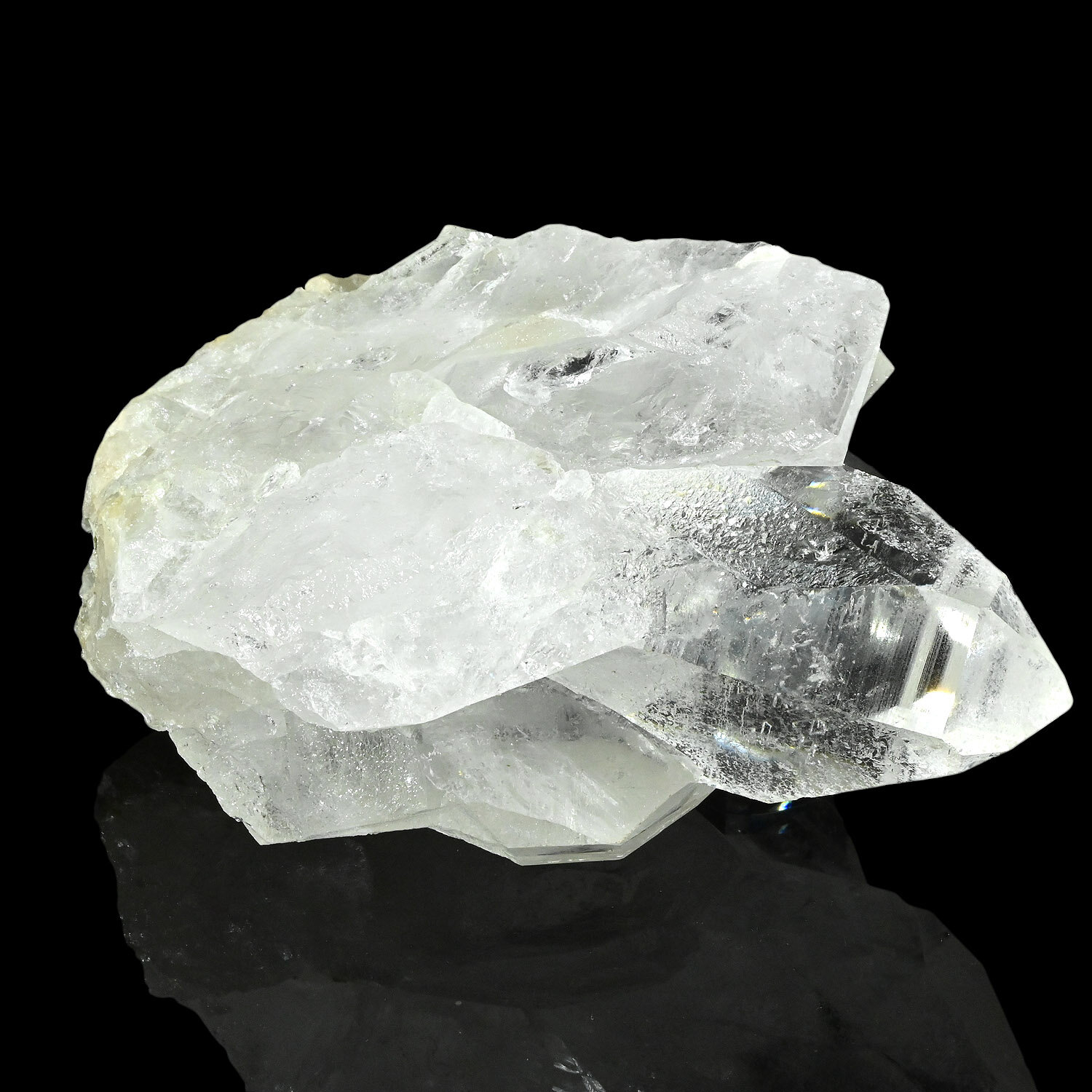 Друза из горного хрусталя 147*99*57мм, 879г (T) .