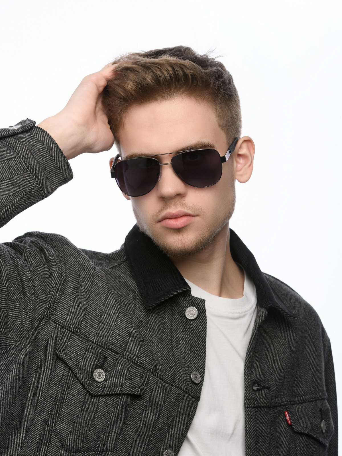 Солнцезащитные очки