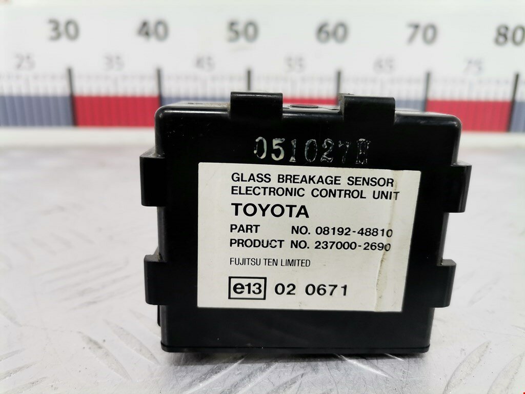 Блок комфорта Toyota Rav4 3 0819248810 арт. 1658220