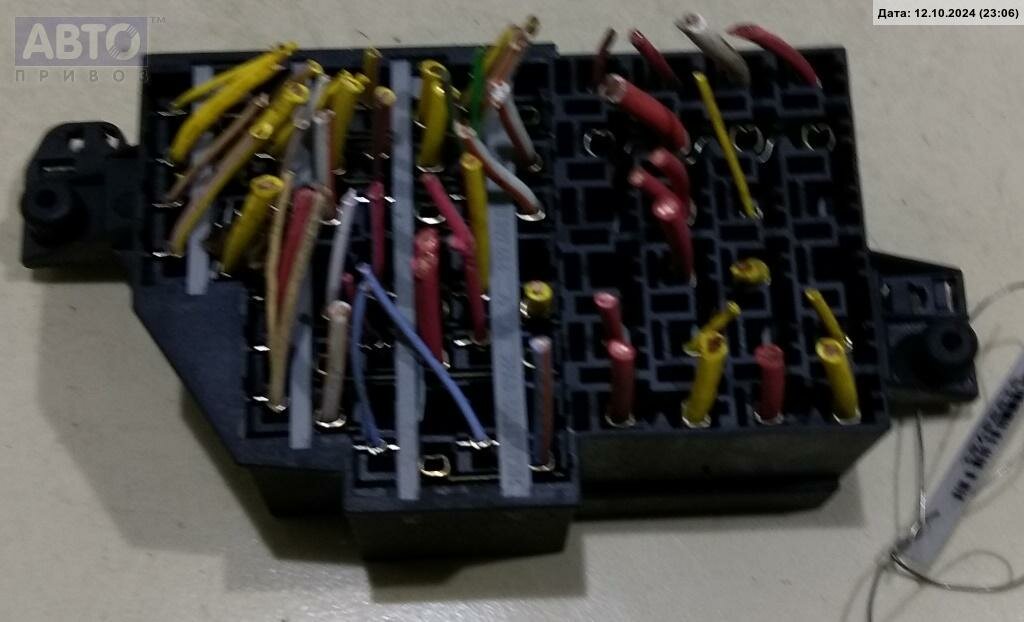 Блок предохранителей Renault Clio 2 (1998-2008)