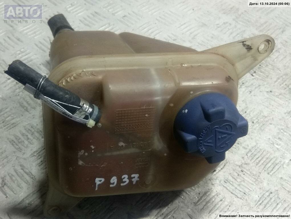 Бачок расширительный Audi 80 B4 (1991-1996)