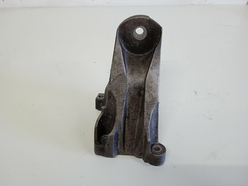 Б/У 2.4 TDCI, Форд Транзит Кронштейн двигателя Ford Transit Лев. 111285 FORD арт. 6C116061AA