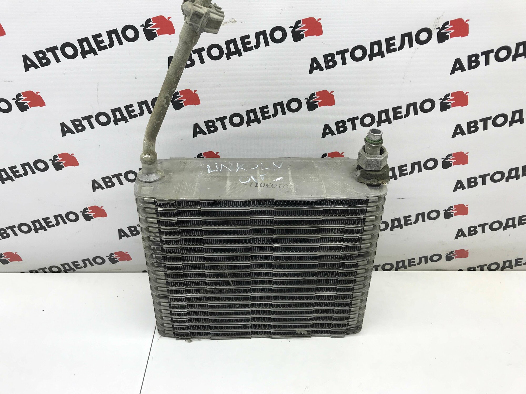 Испаритель кондиционера Lincoln Town Car FN145