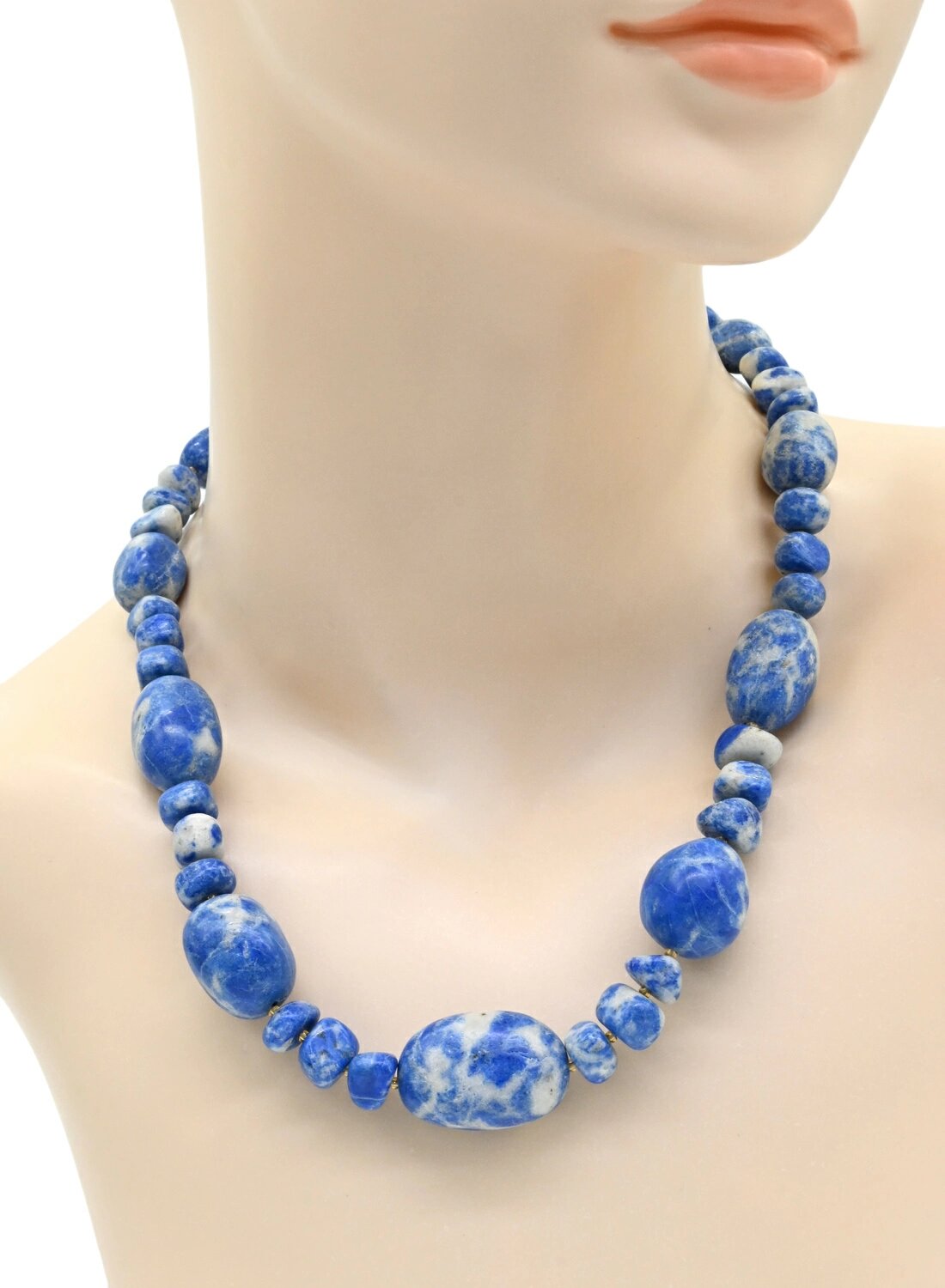 Бусы, лазурит