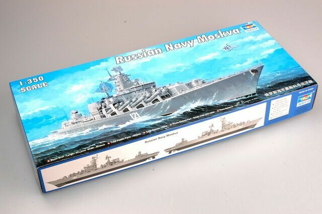 Trumpeter 04518 1/350 ВМФ РФ москва Крейсер типа Слава Корабль