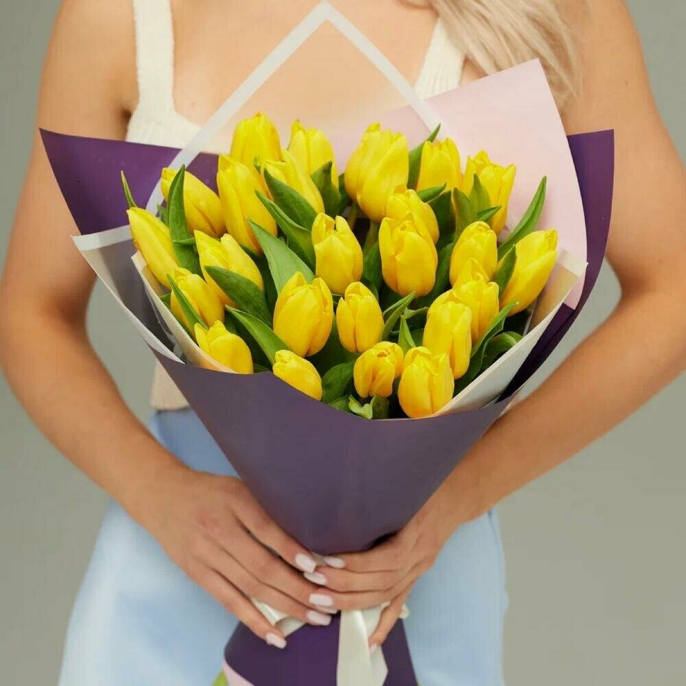 Букет из живых цветов желтые тюльпаны 7 штук от Bestflo купить с доставкой