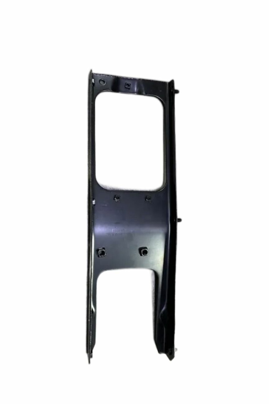 Усилитель бампера (под квадратные туманки) правый Hyundai HD72