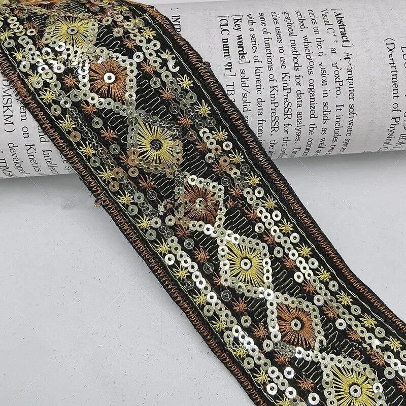 Кружевное полотно с пайетками, цвет 1