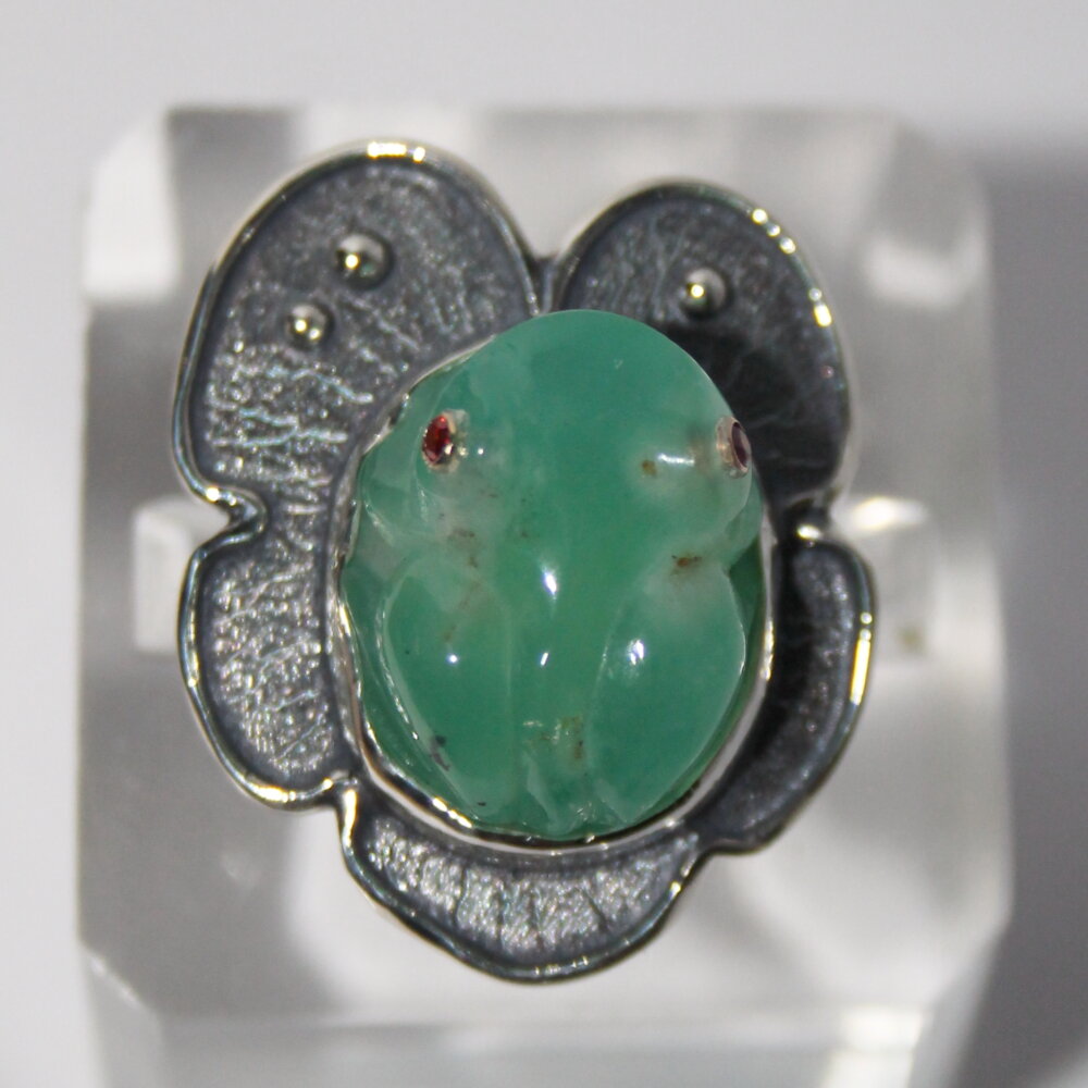 Кольцо, хризопраз, гранат