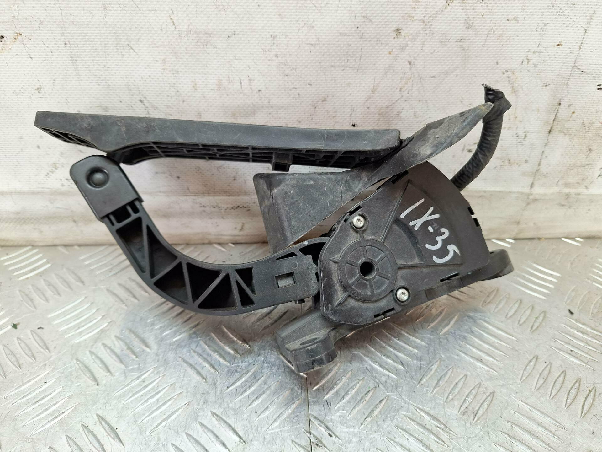 Педаль газа Hyundai ix35 2013 DH327262S000