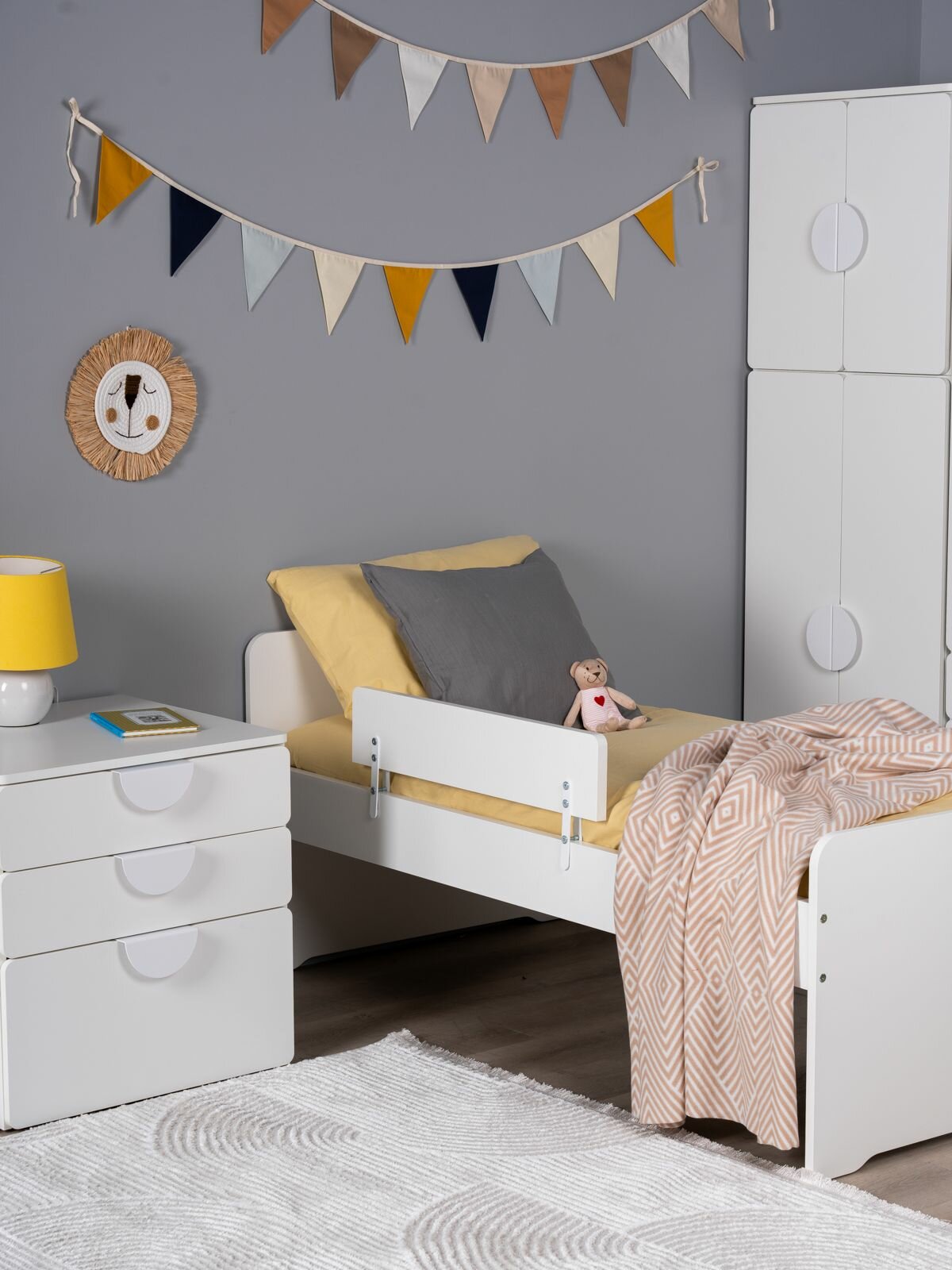 Бортик для детской кровати ГУД лакк Пикси 74х15, белый (робкий подснежник)