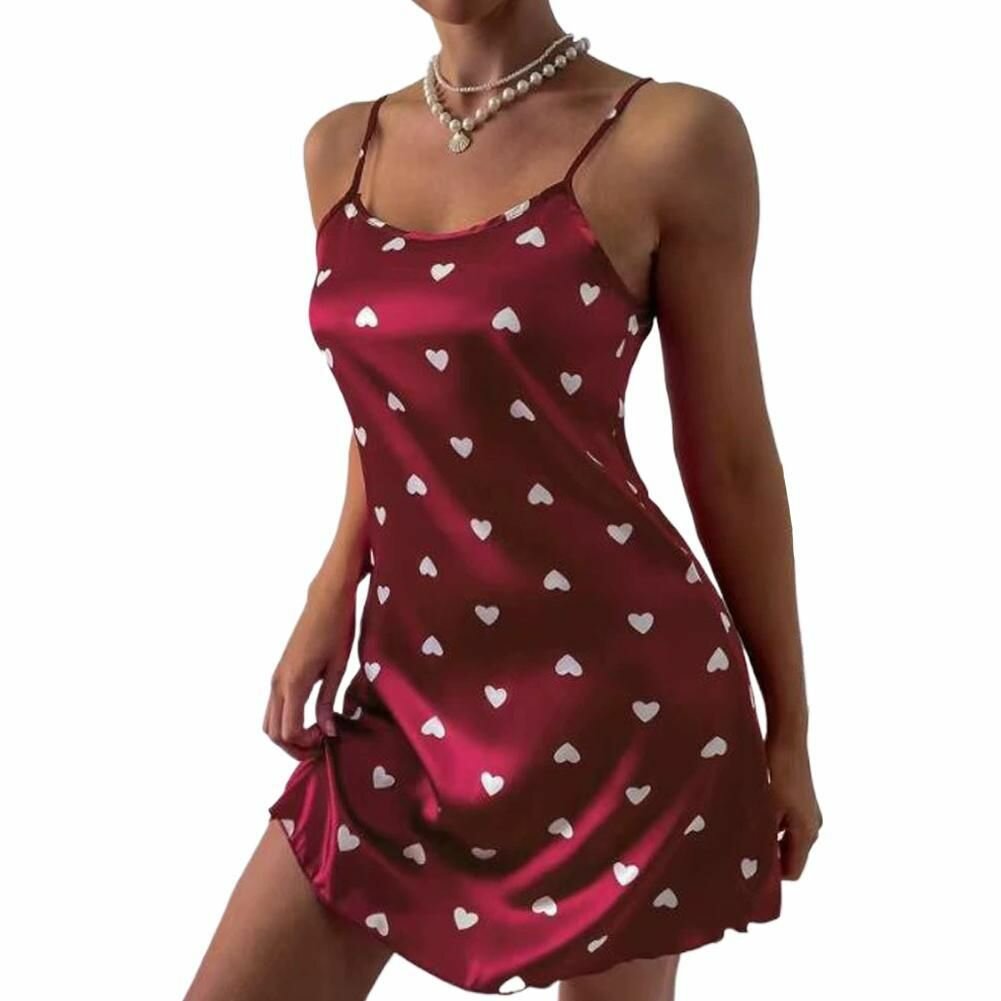 Женская ночная рубашка на подтяжках