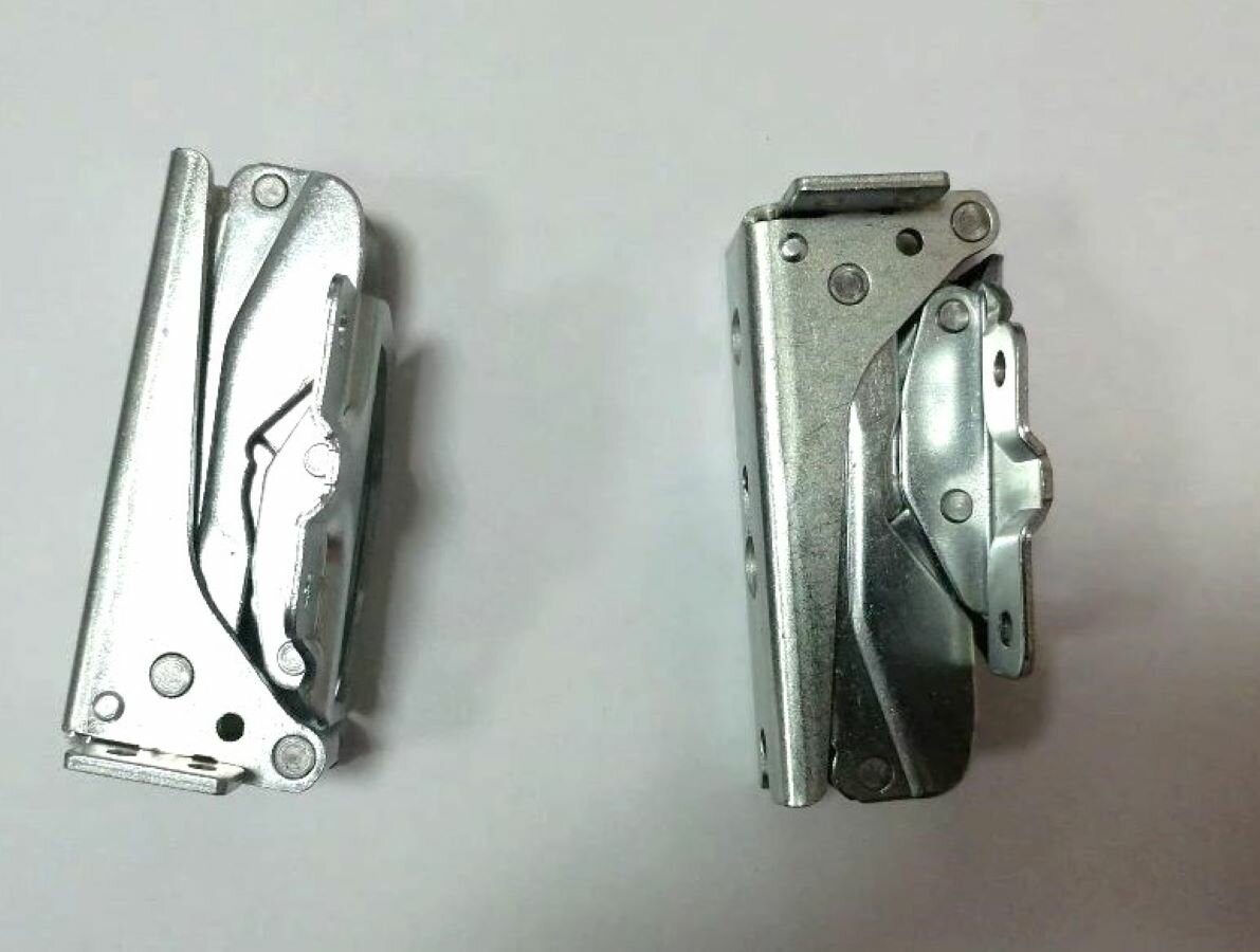 Петли для холодильника Liebherr, 7040095