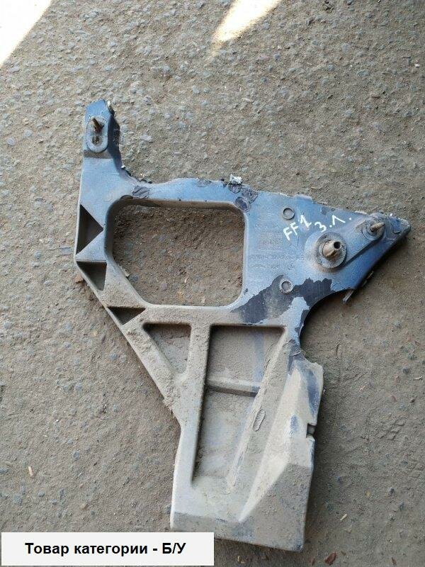 Кронштейн бампера Ford Focus 2003 Задн. Лев. - Б/У