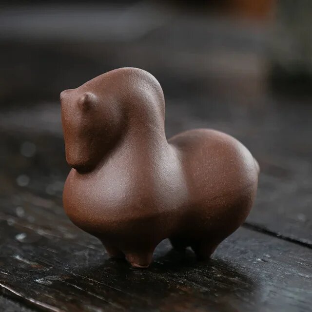 Чайник из фиолетовой глины, мультяшная лошадка, пожелания успехов, скульптура животного, украшение, китайский домашний чайный сервиз, декоративные аксессуары, изделия ручной работы.