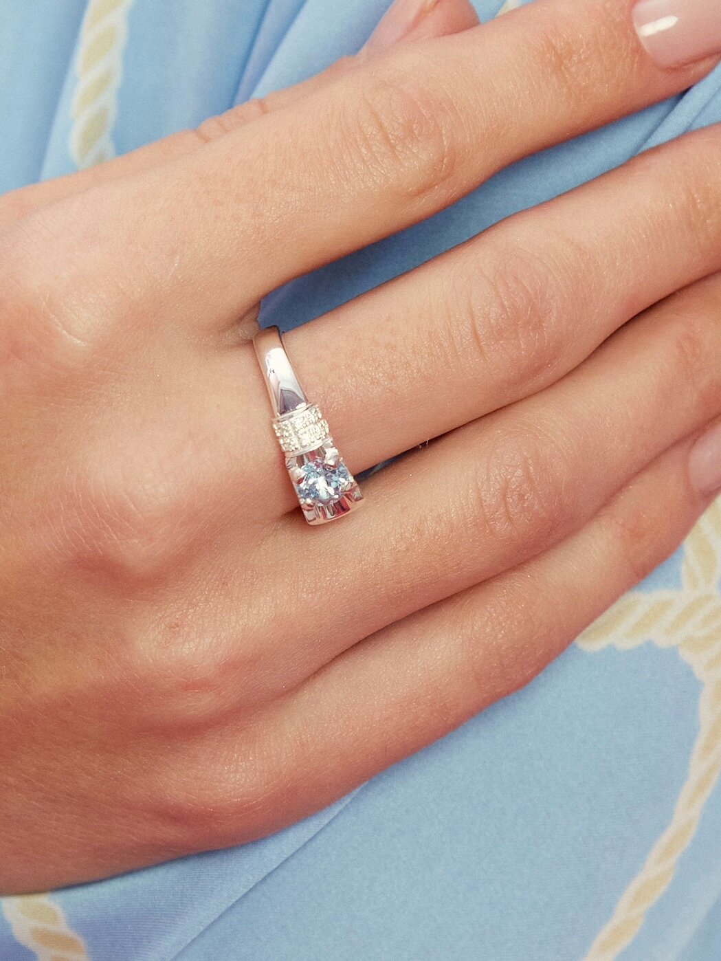 Перстень, серебро, 925 проба, топаз, фианит