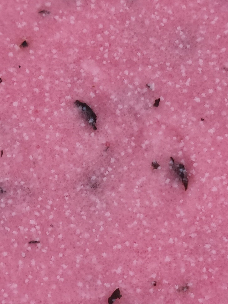 Скраб для тела соляной "Роза в молоке" 200мл