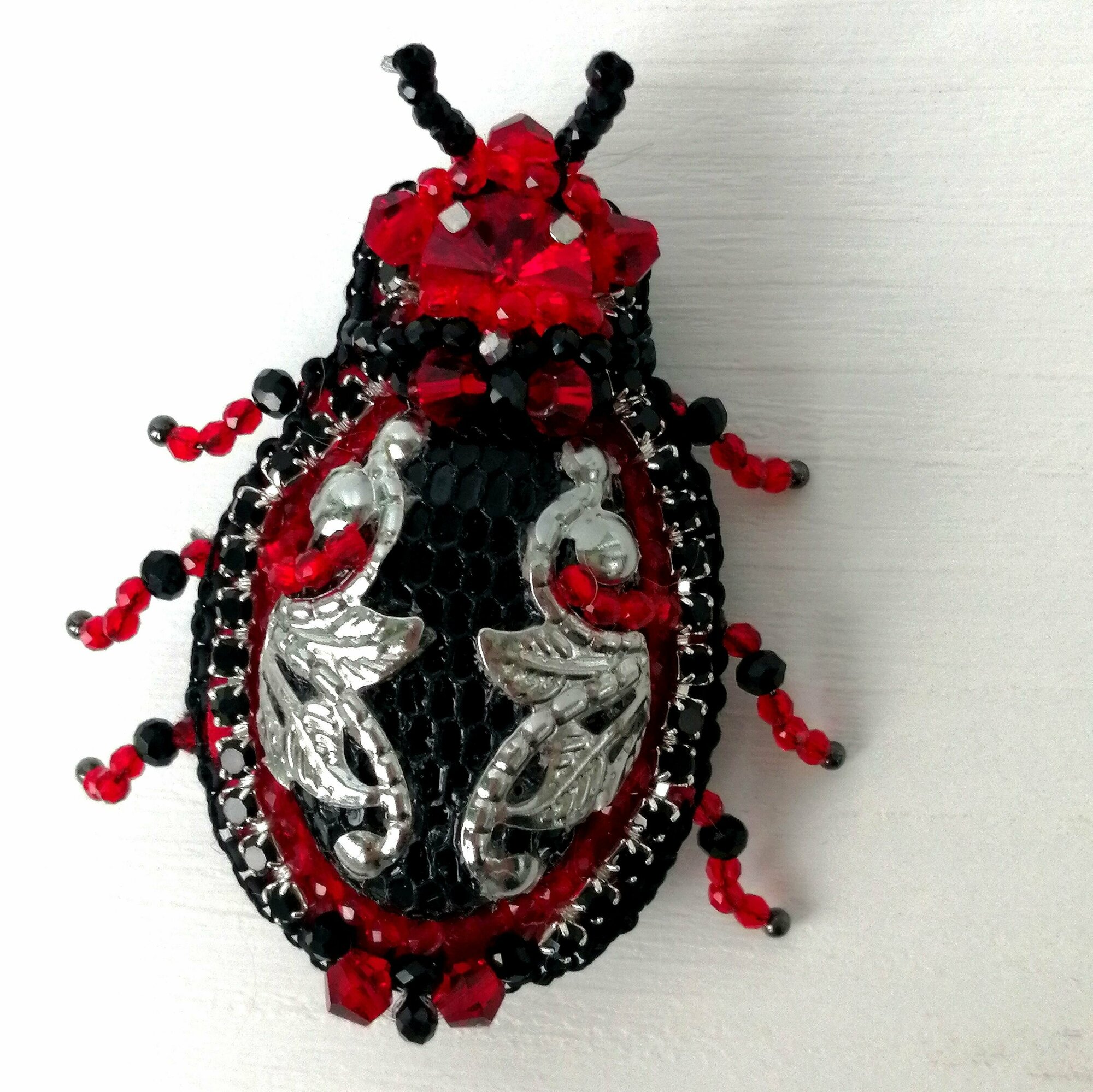 Брошь, агат