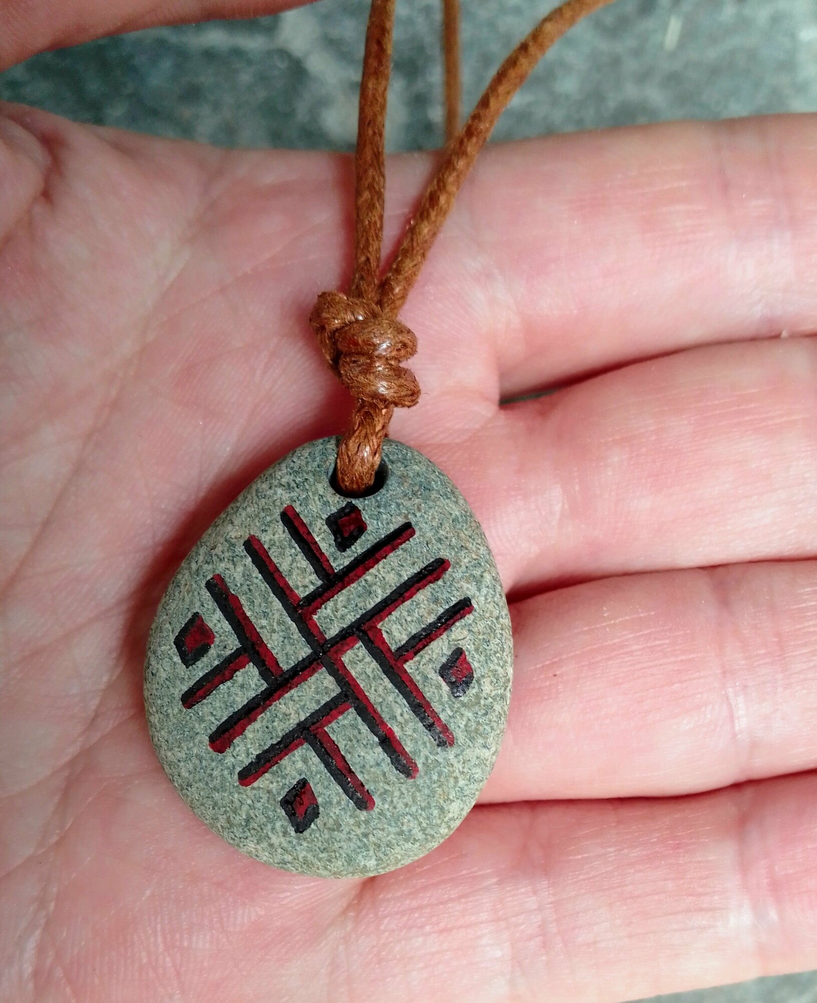 Подвеска в машину. Славянский оберег-талисман "Путник". Удача на дороге.