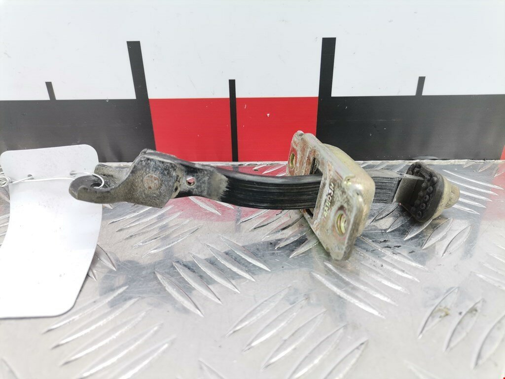 Ограничитель открывания двери передней Mazda 6 GG GJ6A58270F арт. 1590184