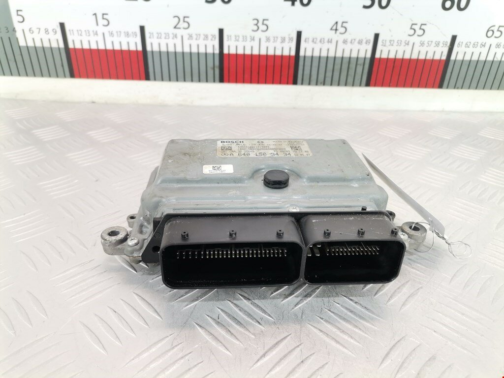 Блок управления двигателем Mercedes A-Class (W169) A6401500100 арт. 1448333