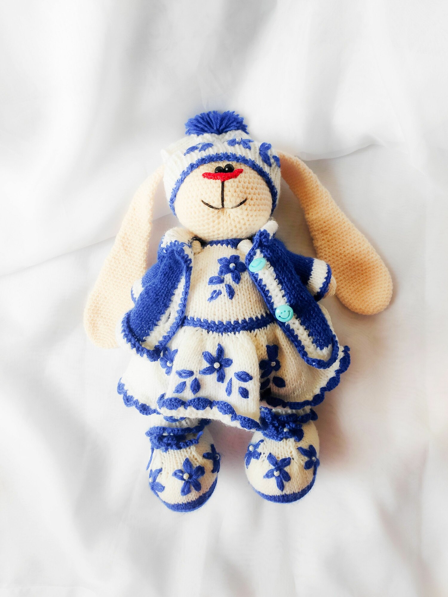 Вязаная игрушка *Зайка*