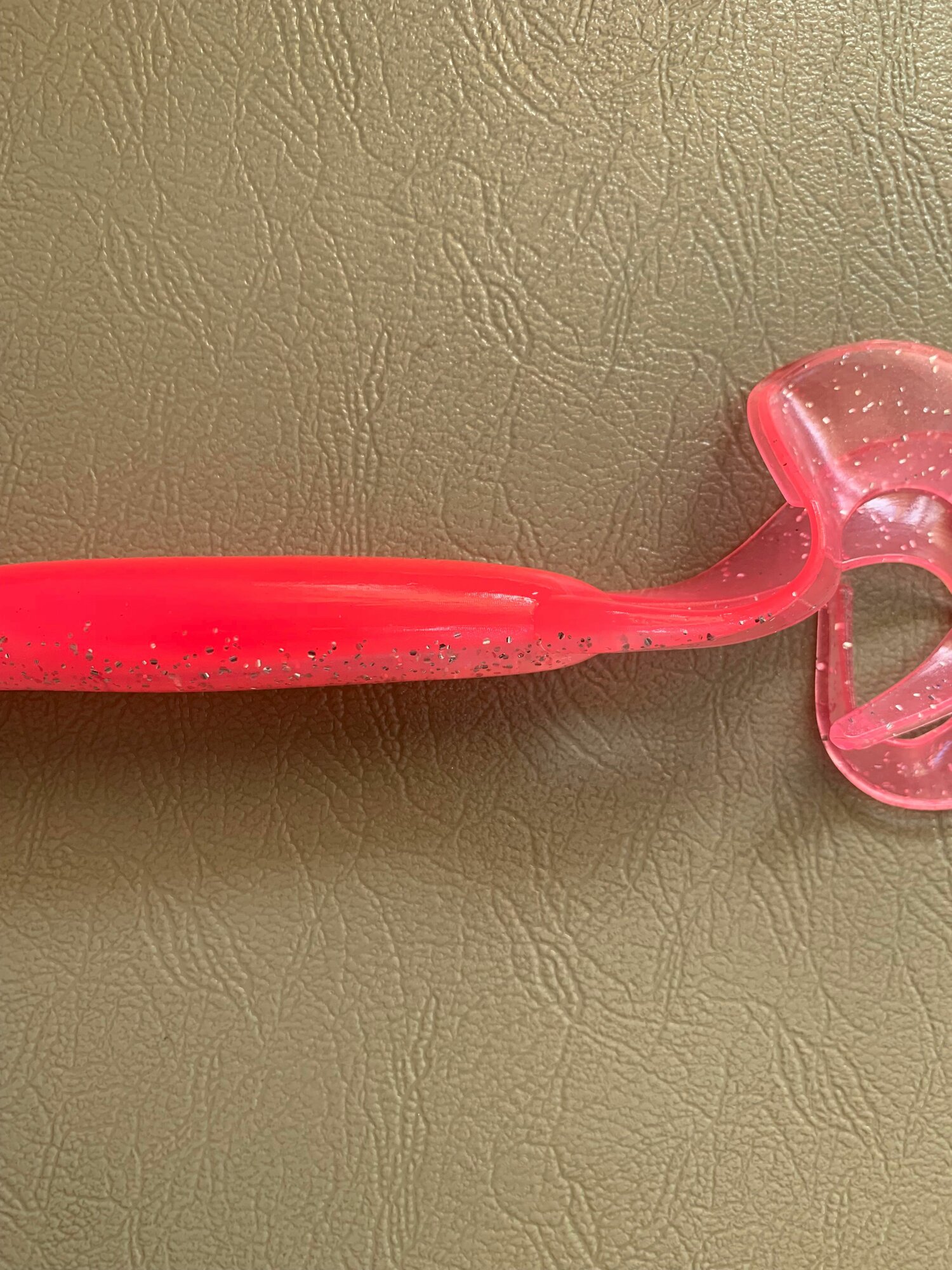 Мягкая силиконовая приманка Лягушка (Pike Frog Ширасу), цвет Розовый (Sliva Lime), вес 50 гр, уп. 1 шт.