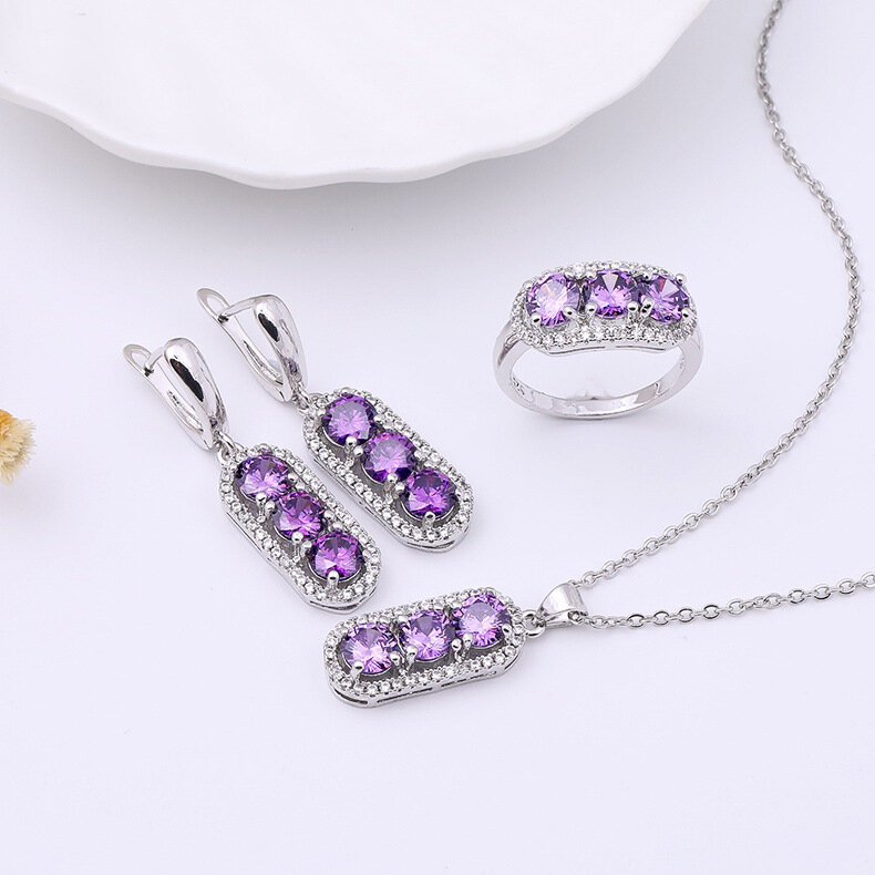 Комплект бижутерии: колье, серьги, браслет, циркон