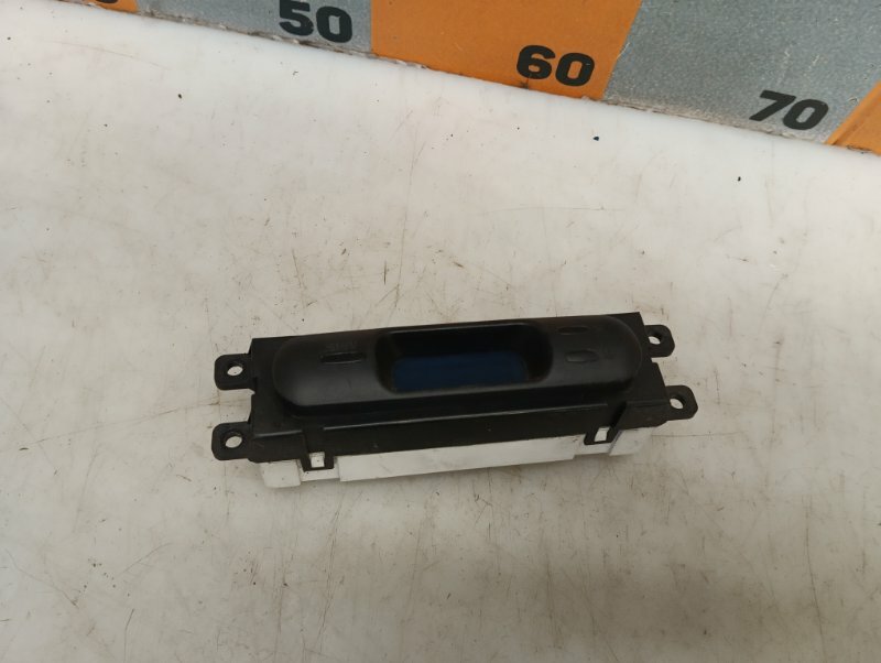 Б/У Мицубиси Лансер 8 Часы Mitsubishi Lancer 1998 8, CK1 294993 MITSUBISHI арт. MR189269