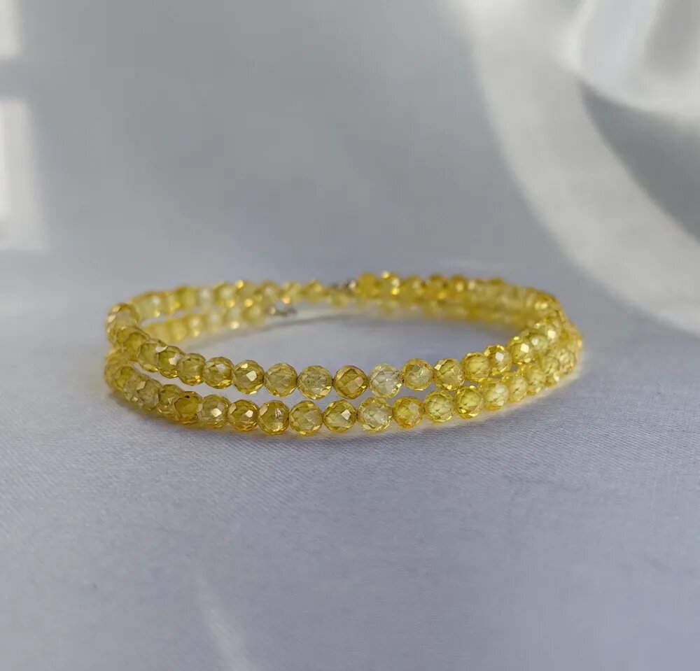 Жесткий браслет, циркон