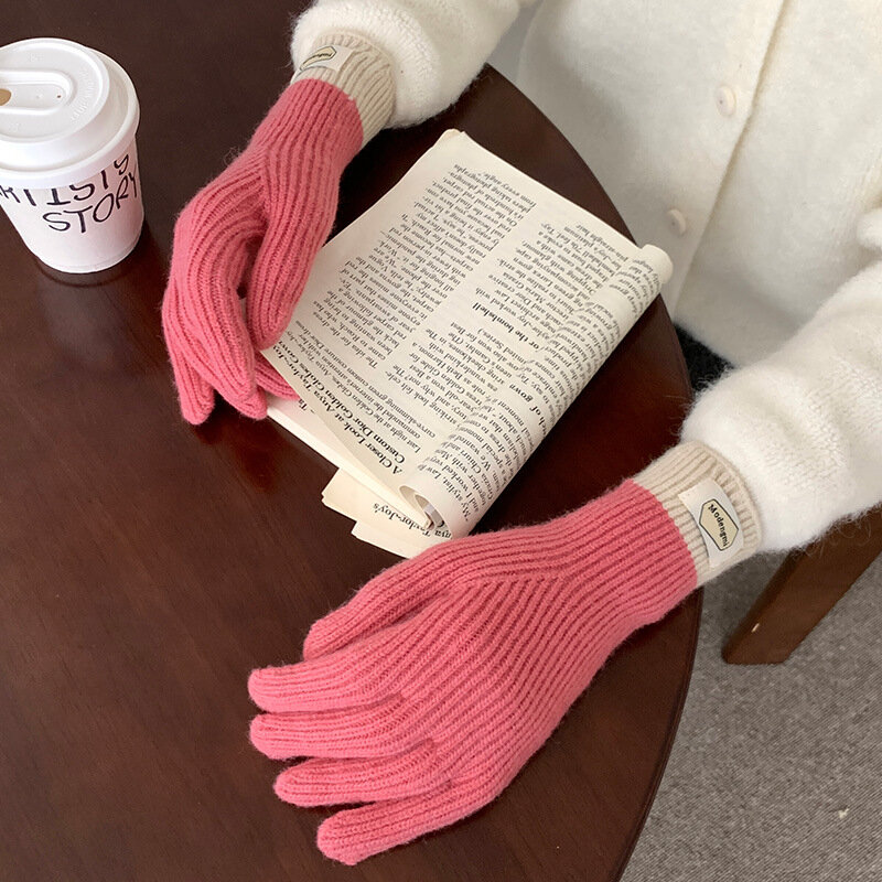 Перчатки для женщин