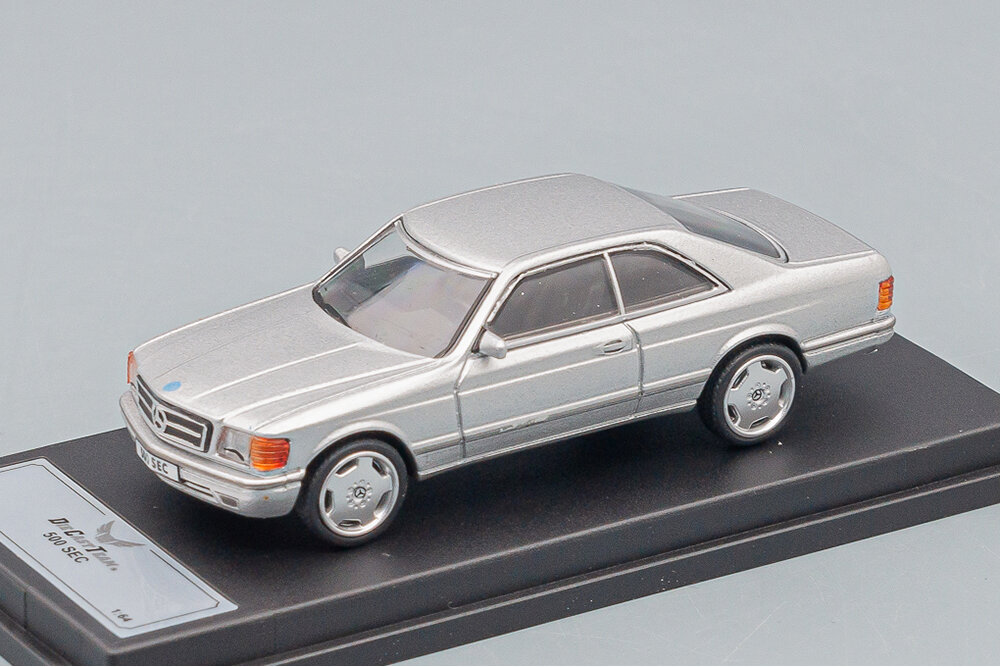 Модель коллекционная DIECASTTEAM Mercedes-benz 500 sec (C126), silver (длина модели 6-10 см)