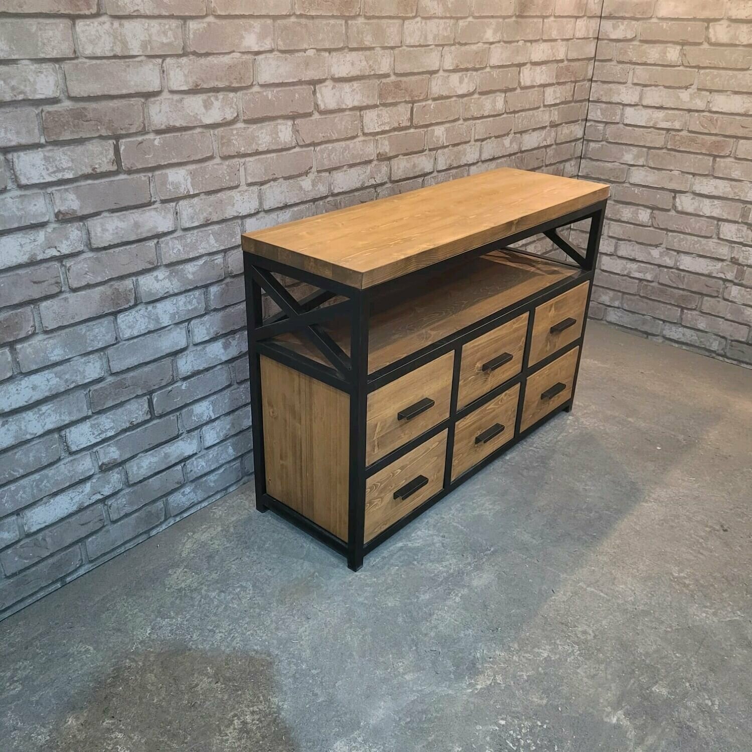 Комод "EasyLOFT" в стиле лофт, массив дуба, для дома и дачи, 120х40х80 см.