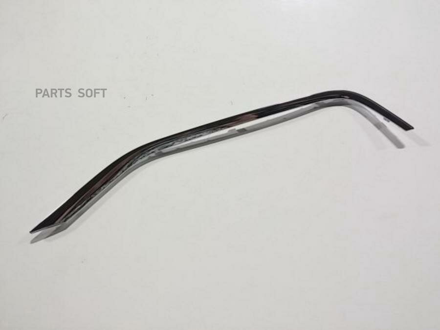 31323855 VOLVO Хромированая накладка лючка правый
