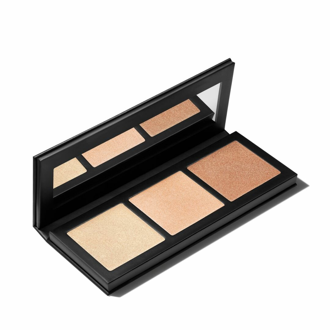 M.A.C HYPER REAL Палитра хайлайтеров с кремовым сияющим финишем 3х4,5 г