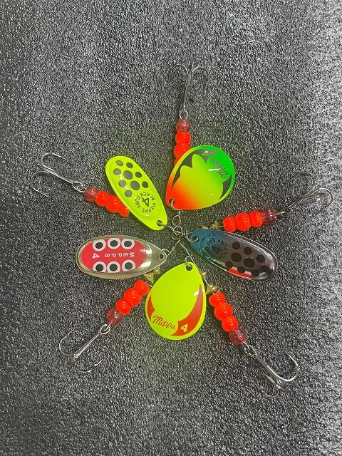 Набор Вертушек Mepps ассорти моделей №4, 5 шт (коробочка в подарок), вращающаяся блесна, приманка для ловли хищных рыб